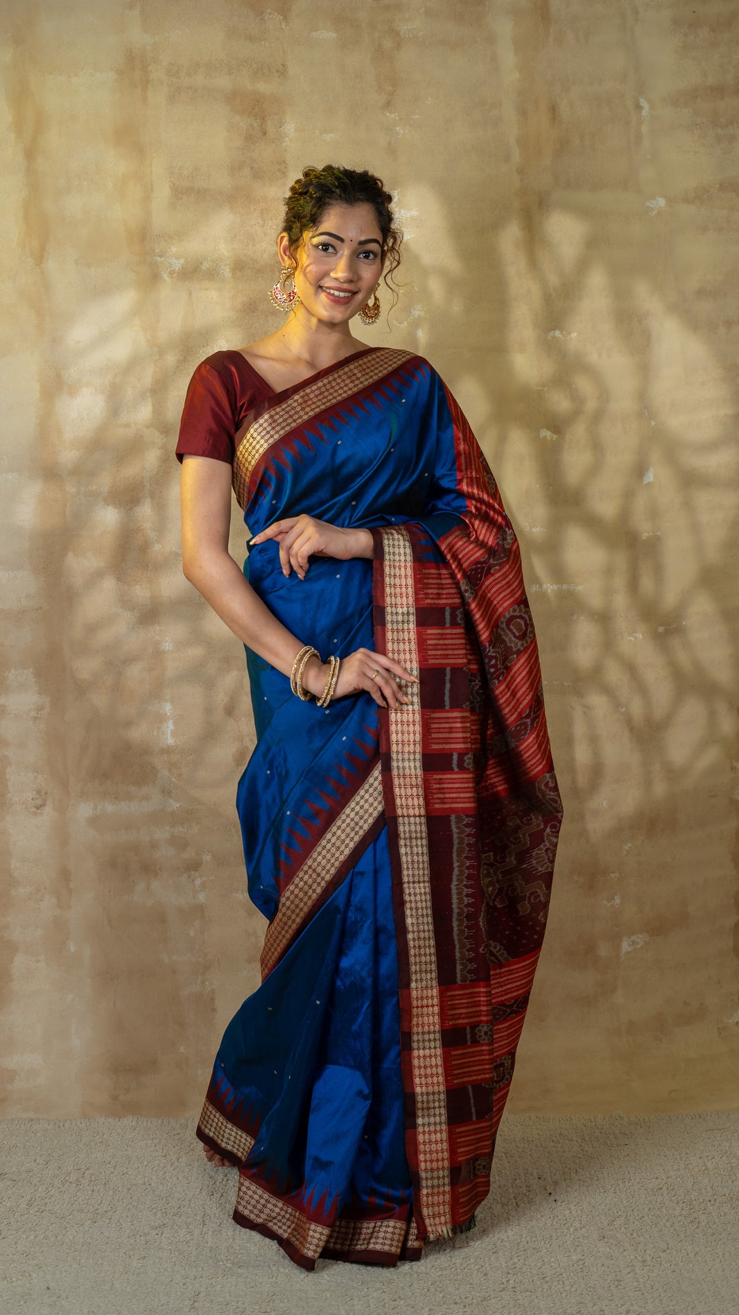 Buy Handloom Silk Sarees – Traditional & Elegant Sarees